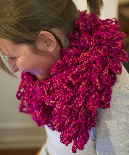 Ravelry: Plush Boa pattern by Lion Brand Yarn