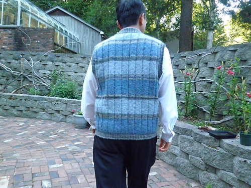 Ravelry: Akwaaba Vest pattern by Minh Han