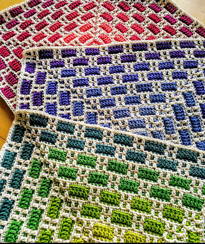 Ravelry: Trinity pattern by Mette Hesselbjerg