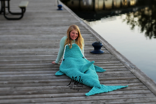 Ravelry: Soft & Cozy Dolphin Blanket pattern by MJ's Off The Hook Designs