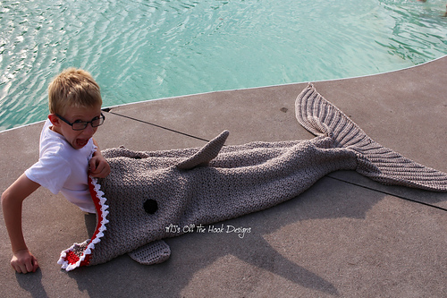 Ravelry: Beach Shark Backpack pattern by MJ's Off The Hook Designs