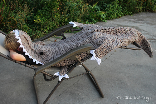Ravelry: Bulky & Quick T-Rex Blanket pattern by MJ's Off The Hook Designs