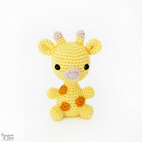 Ravelry: Baby Giraffe pattern by Michelle Alvarez