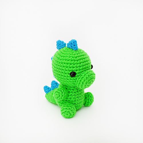 Ravelry: Baby Dinosaur pattern by Michelle Alvarez