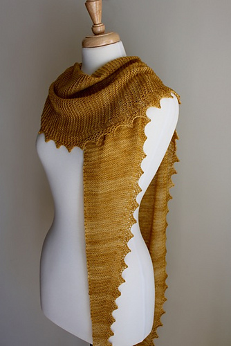 Ravelry: Jagged Triangular Scarf pattern by Michelle Krause