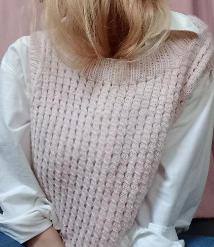 Ravelry: Etoile Slipover pattern by Minimi Knit Design