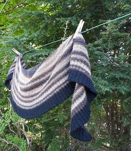 Ravelry: TGV (High Speed Knitting) pattern by Susan Ashcroft