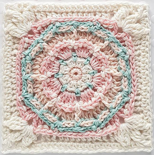 Ravelry: Octa-Granny Square pattern by Joy Clements