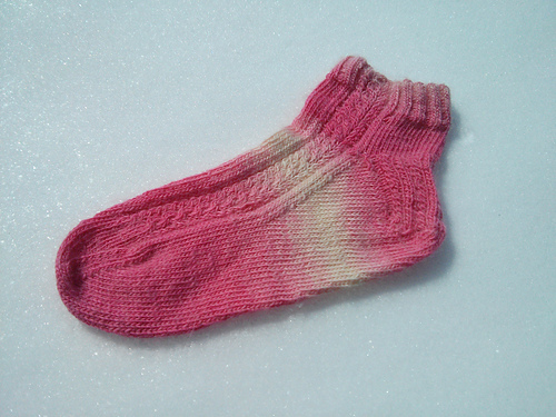 Ravelry: Simply Spring Socks pattern by Patricia Hess