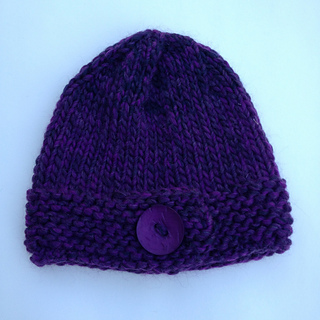 Ravelry: minnebelle's Big Button Hat