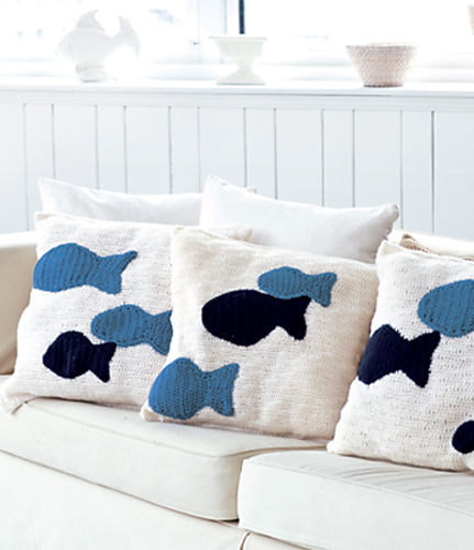 Ravelry: School of Fish Pillows pattern by Alison Grenier