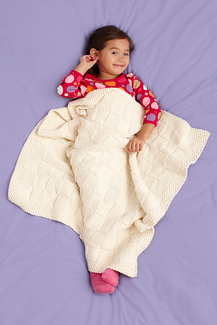 Ravelry: Tic Tac Toe Blankie pattern by Lion Brand Yarn