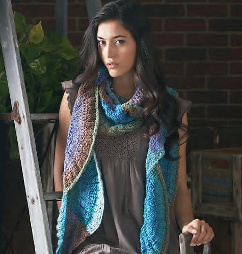 Ravelry: Scallop Scarf pattern by Bernat Design Studio