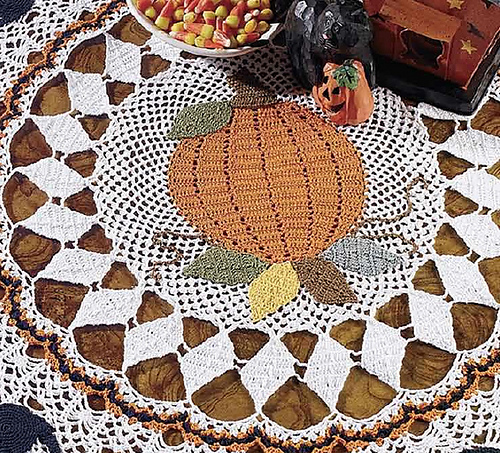 Ravelry: Halloween Table Topper pattern by Carol Decker