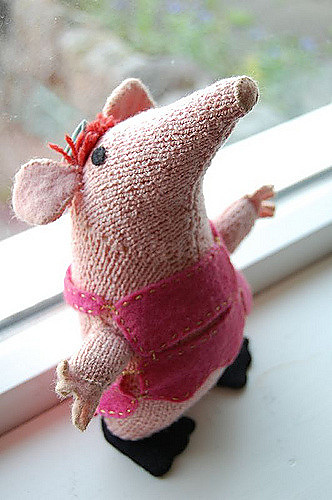 Ravelry: Clangers pattern by Oliver Postgate (& wife)