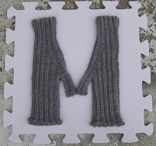 Ravelry: M is for ... pattern by Kendra Nitta