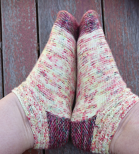 Ravelry: Perianne pattern by Tracey Lee