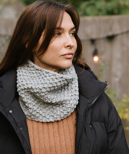 Ravelry: Last-Minute Cowl pattern by Churchmouse Yarns and Teas