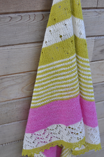 Ravelry: 3 Color Cashmere Shawl pattern by Joji Locatelli