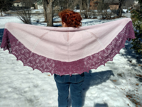 Ravelry: Echoing Green Shawl pattern by Jaya