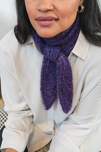 Ravelry: Lamia pattern by Alison Green