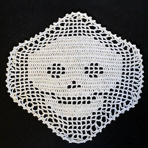 Ravelry: Skull Doily pattern by M.K. Lee
