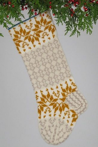 Ravelry: Santa's Socks pattern by Judy Tollefson