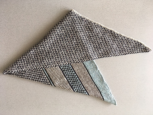 Ravelry: SSP (slip stitch party) shawl pattern by Isabell Kraemer