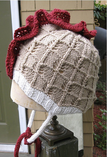 Ravelry: Hen Hat pattern by Annie Modesitt
