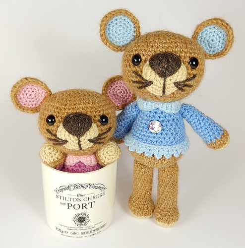 Ravelry: Missy Mouse pattern by Moji-Moji Design