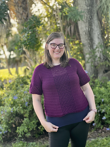 Ravelry: Belladonna Blouse pattern by Laura Murphy