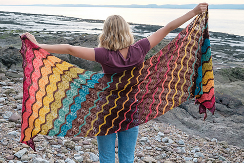 Ravelry: Chasing the Sunset pattern by Helen Kennedy