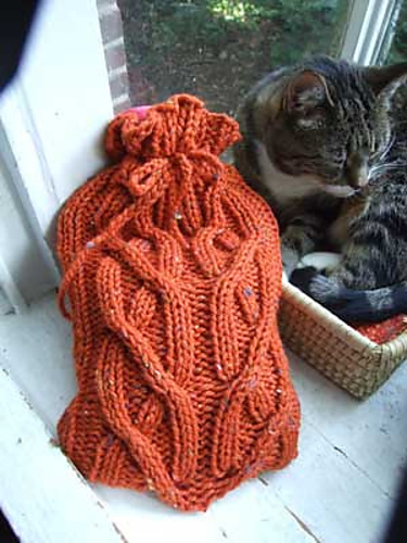 Ravelry: Cabled Hot Water Bottle Cosy pattern by Alexis Layton