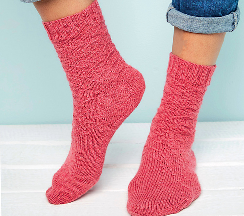 Ravelry: Rugged Socks pattern by Mone Dräger