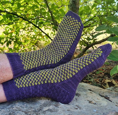 Ravelry: Checkers Socks pattern by Mone Dräger