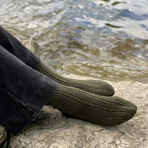 Ravelry: Summer by the River Socks pattern by Simone Reuss