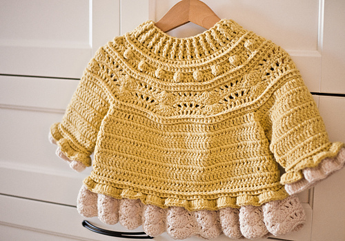 Ravelry: Ranunculus Sweater pattern by Mon Petit Violon