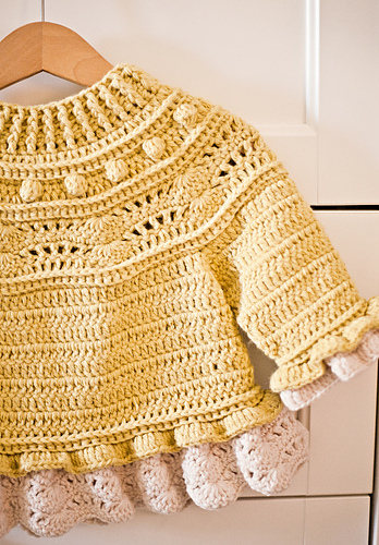 Ravelry: Ranunculus Sweater pattern by Mon Petit Violon