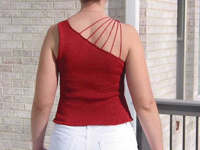 Ravelry: 50-18 Asymmetrical top pattern by Fil Katia