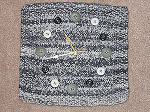 Ravelry: #35 Knitted Clock pattern by Stephanie Klose