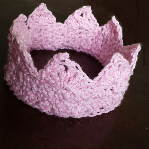 Ravelry: Fit For A Princess(or Prince) Crown pattern by Crochet The Winter