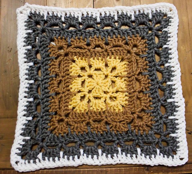 Ravelry: Carré Sacha pattern by GrannyMania
