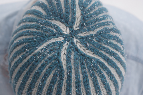 Ravelry: Starfruit Brioche Hat pattern by Monica Mulligan