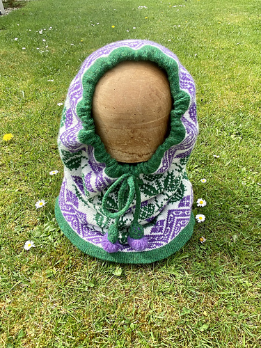 Ravelry: Grand Thistles with Scottish Roots Cowl and Snood pattern by ...
