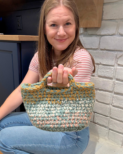 Ravelry: Scrappy Mini Tote Bag pattern by Priscilla Allen
