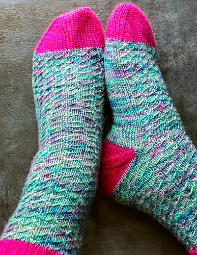 Ravelry: Fish Tale pattern by Nicole Dunlap