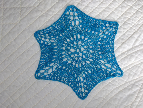 Ravelry: Rondeau Small Lace Doily pattern by Linda Browning