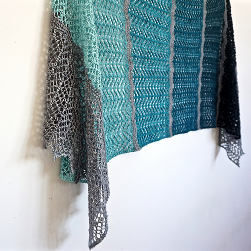 Ravelry: Softly Spoken pattern by Janina Kallio