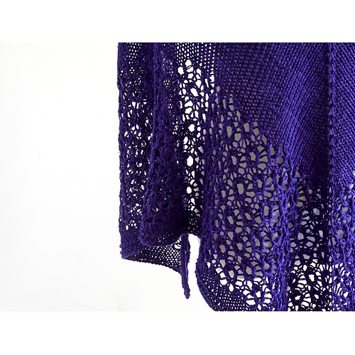 Ravelry: Big Bird's Eye pattern by amimonology
