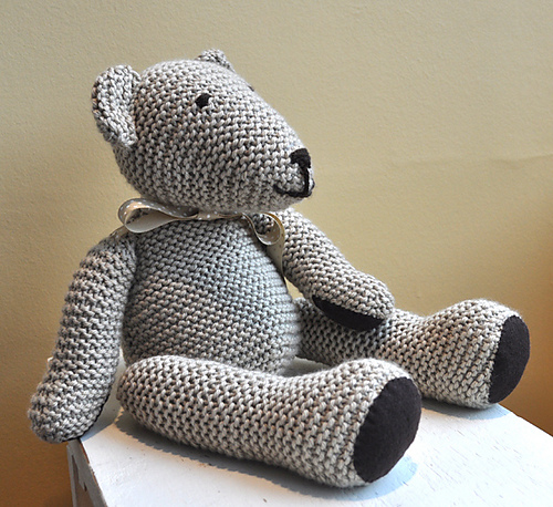 Ravelry: Big & Little Bear - Little Bear pattern by Debbie Bliss